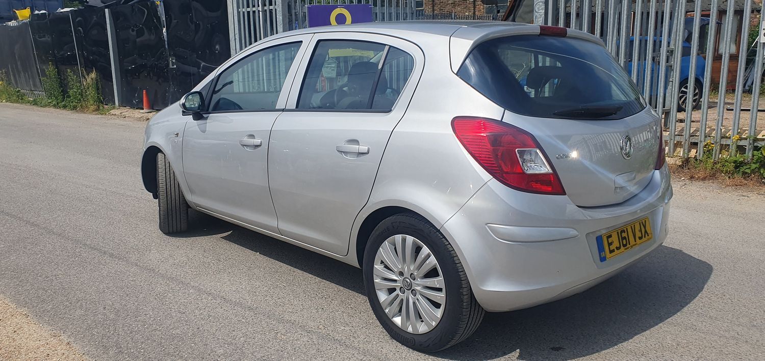 Used VAUXHALL CORSA 2011 Silver in Hassocks, West Sussex | The Caristocrat